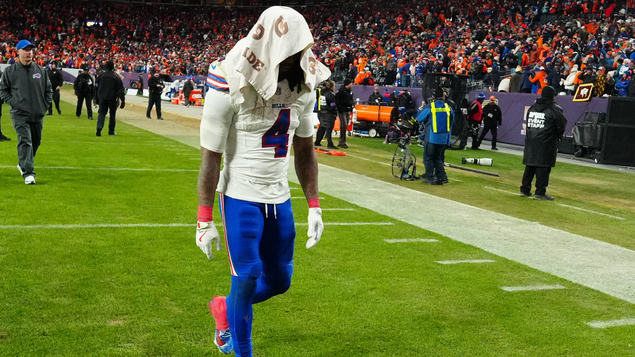 Bills’ James Cook dominates the NFL for 4 years then returns to Georgia ...