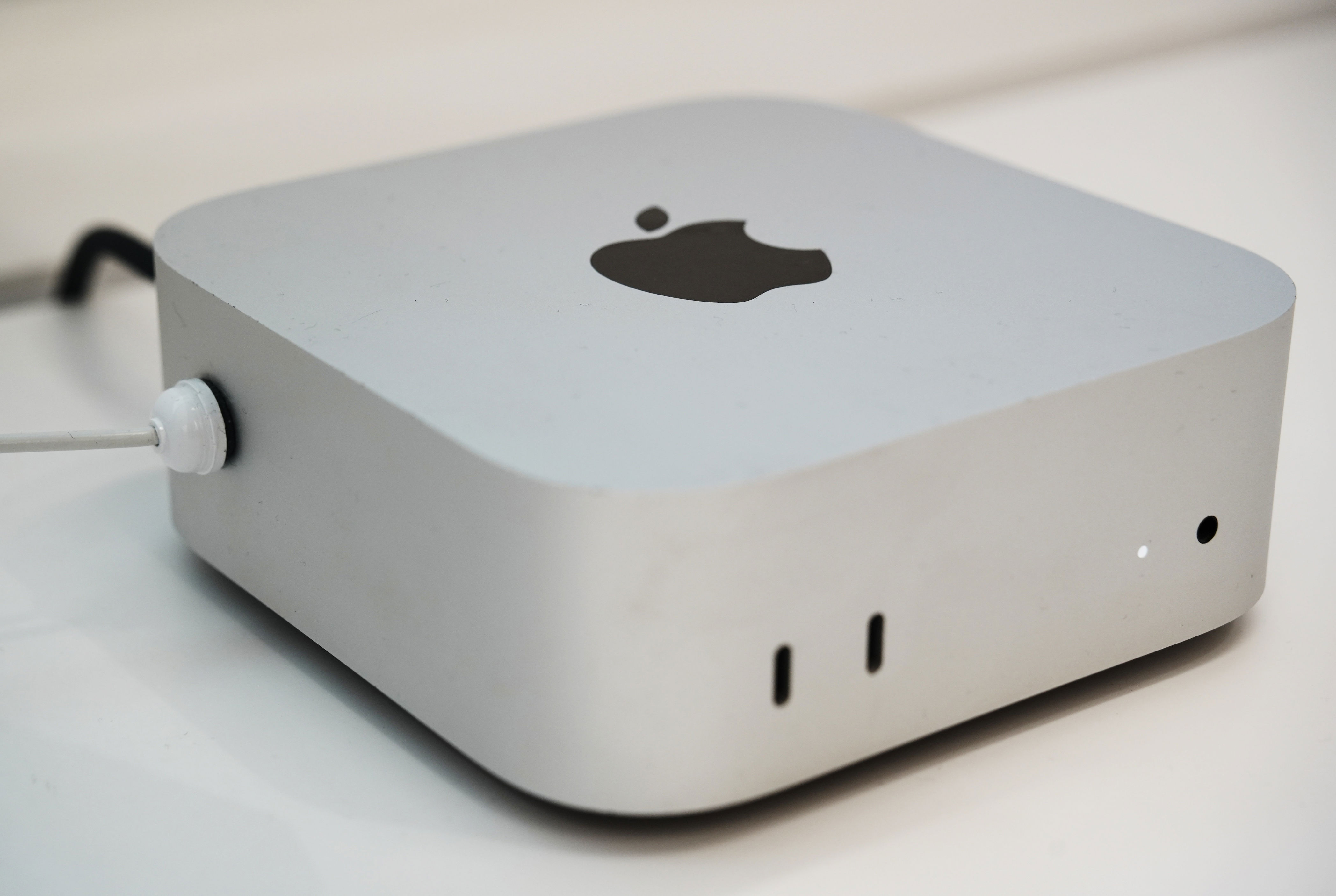 Apple discontinues cheaper Mac Mini, now $799