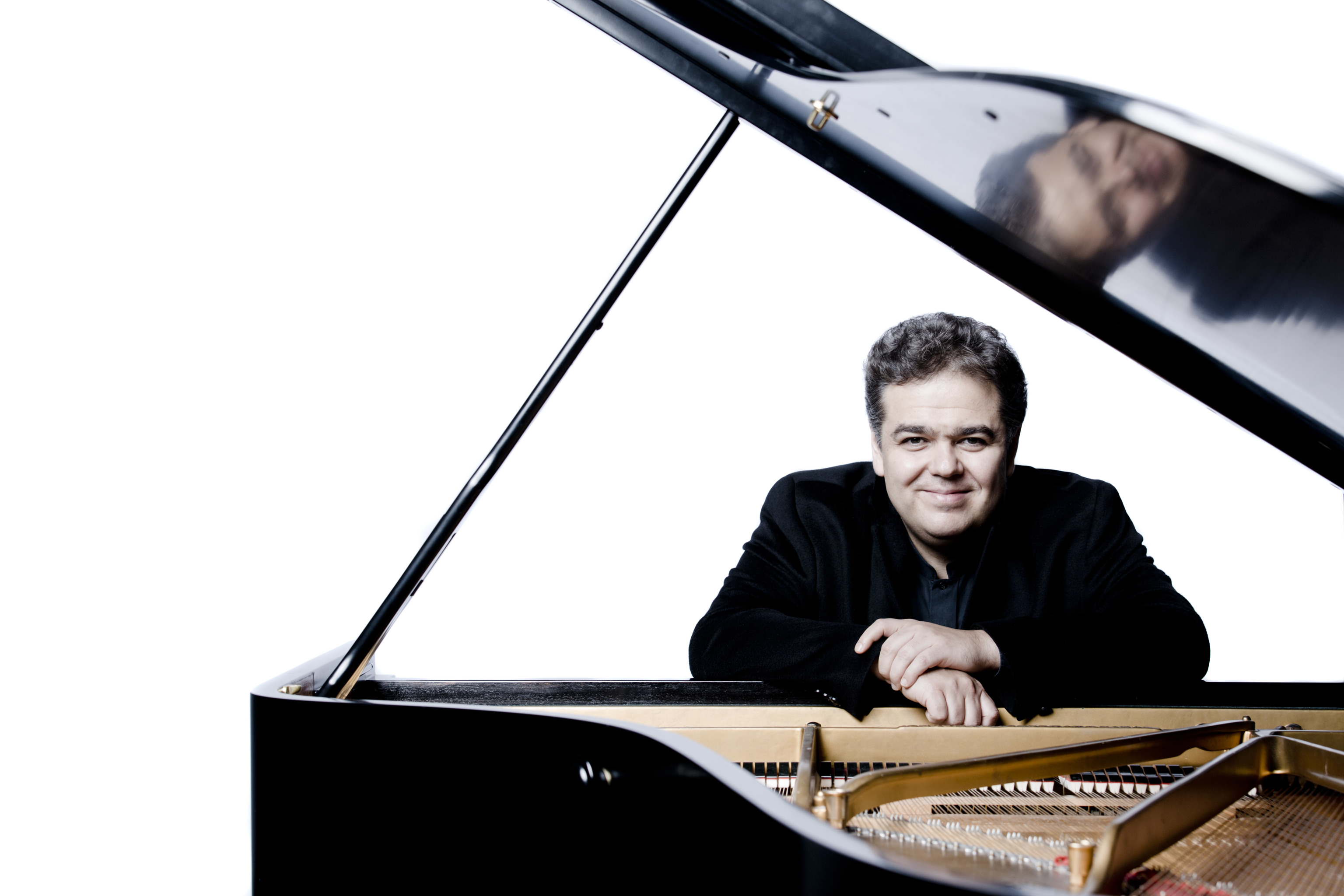 Santa Cecilia, Arcadi Volodos in recital con Schubert e Chopin