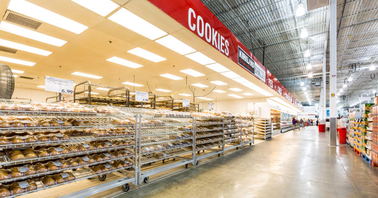 I've been a Costco superfan for years, here are my 14 go-to shopping hacks