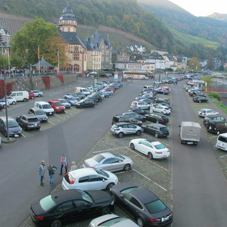 Weniger Parkplätze, weniger Verkehr: Bernkastel-Kues plant Parkleitsystem