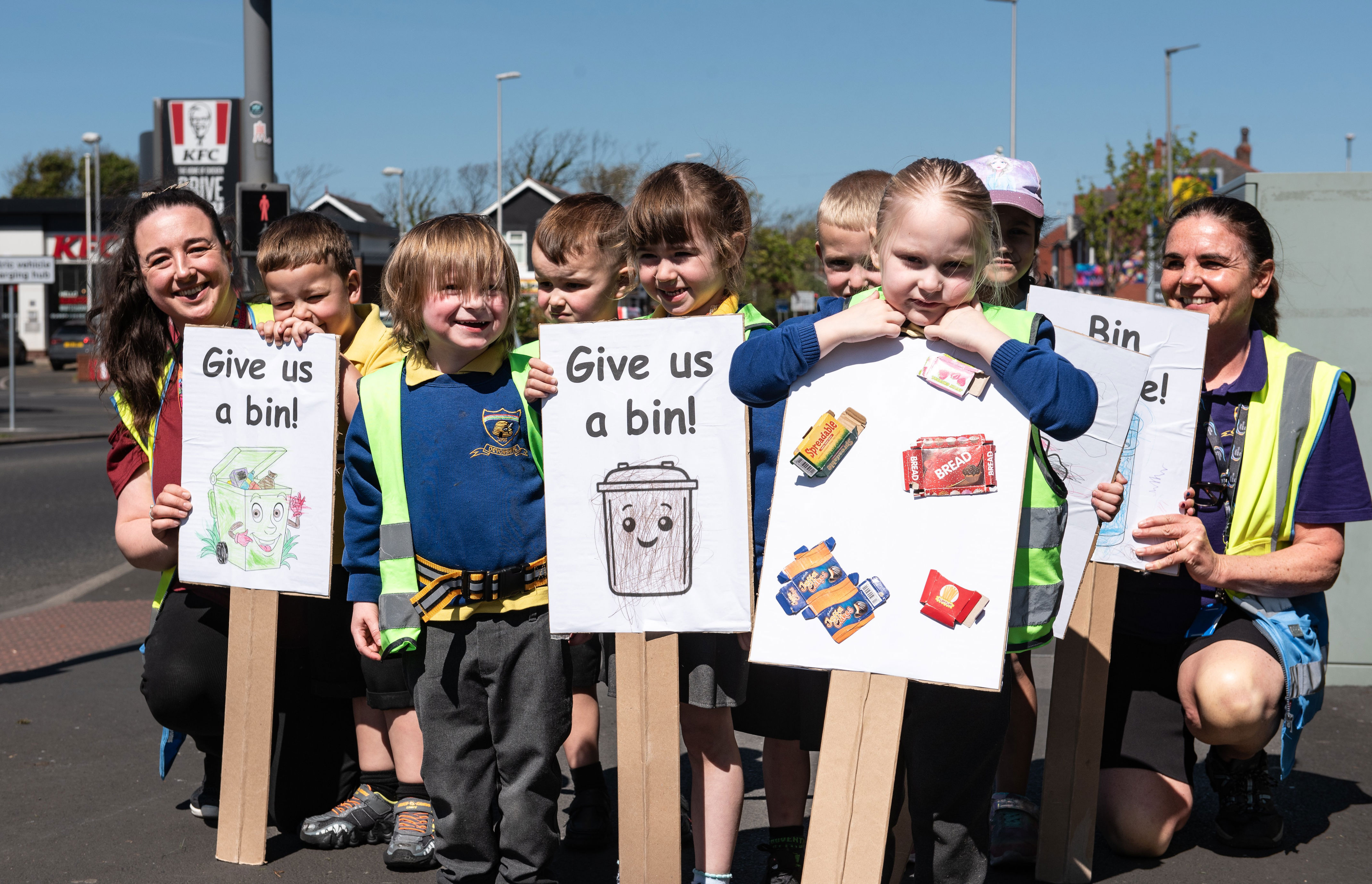 Devonshire Road Primary Pre-School pupils in Blackpol stage protest ...
