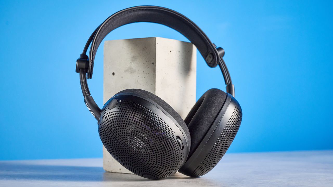 You don’t need separate headphones for gaming and music