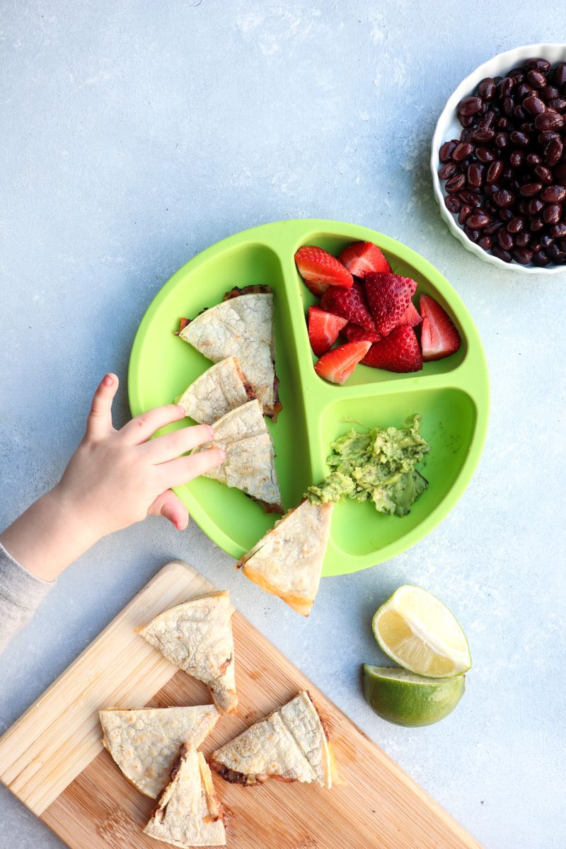 16 simple finger foods children always love