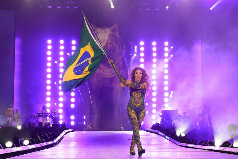 Shakira thrills a crowd of 2 million with free concert on Brazil’s ...
