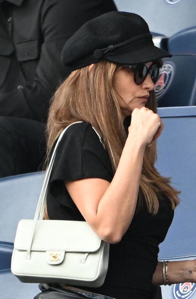 Penélope Cruz cambia de look y consigue un efecto rejuvenecedor: el ...