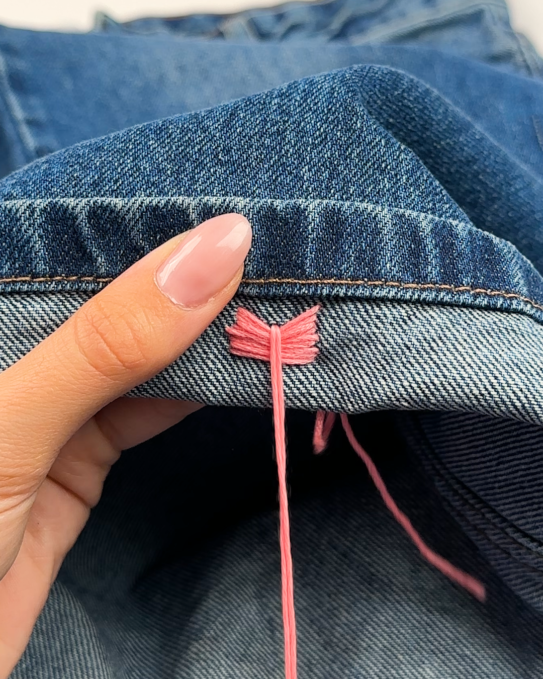 Adjust your jeans length with adorable bows🎀