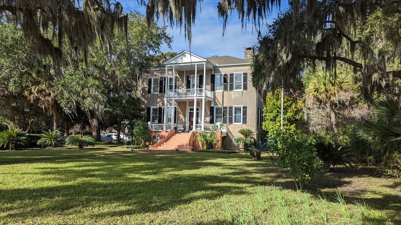 These 12 South Carolina gems make you want to pack up and move