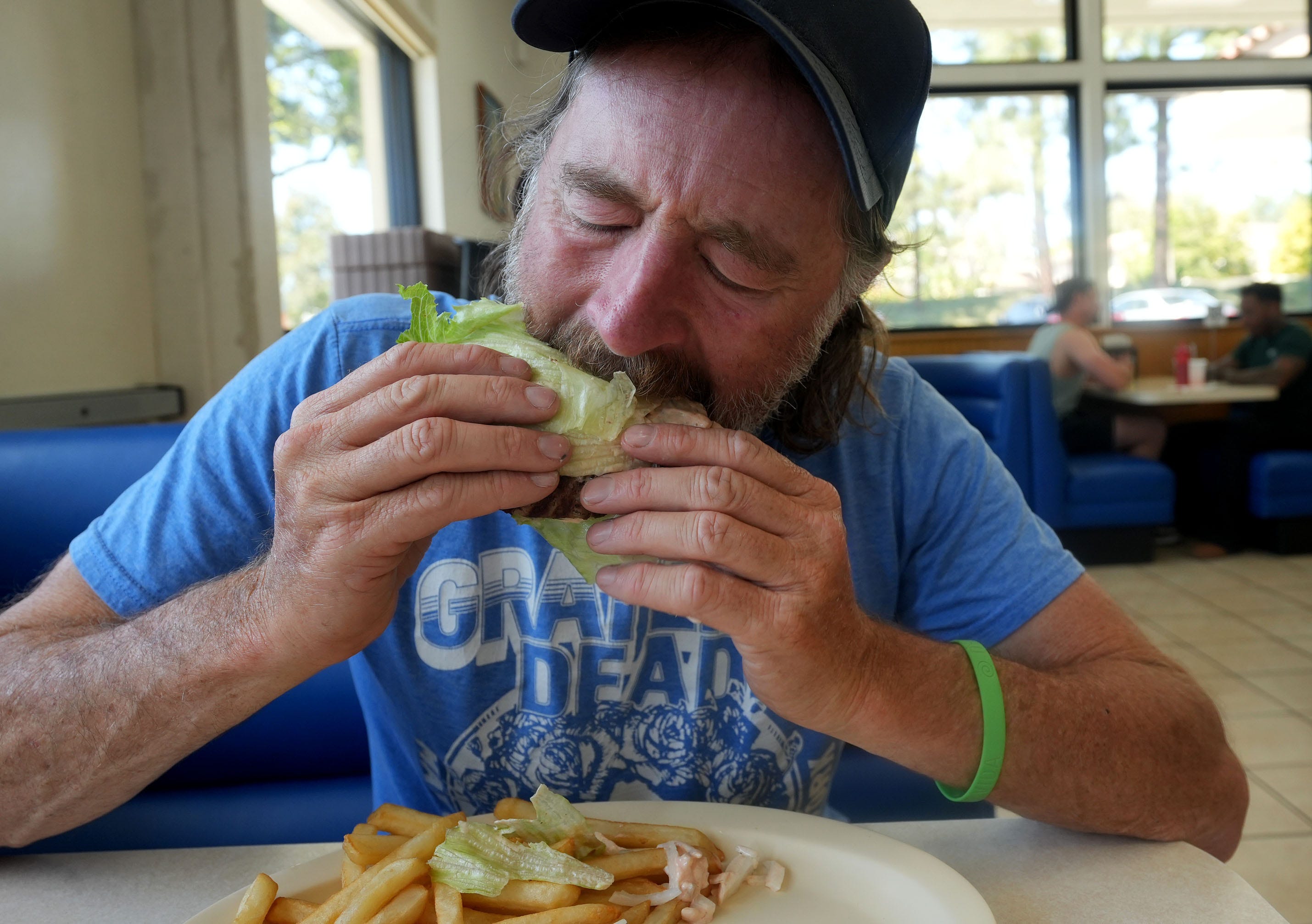 Vote for Ventura County's best burger