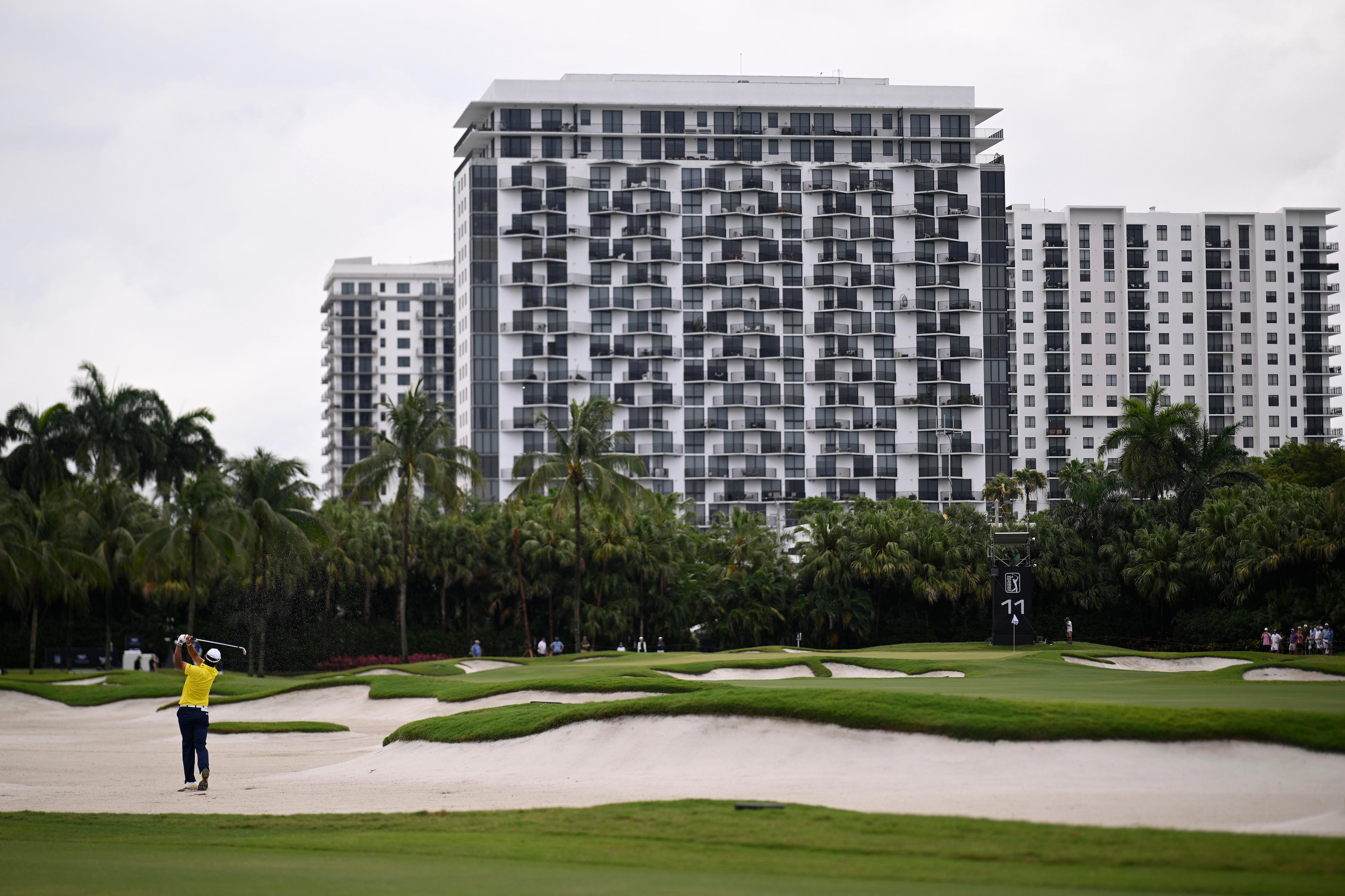 Sunday storms delay start of Cadillac Championship final round at Doral