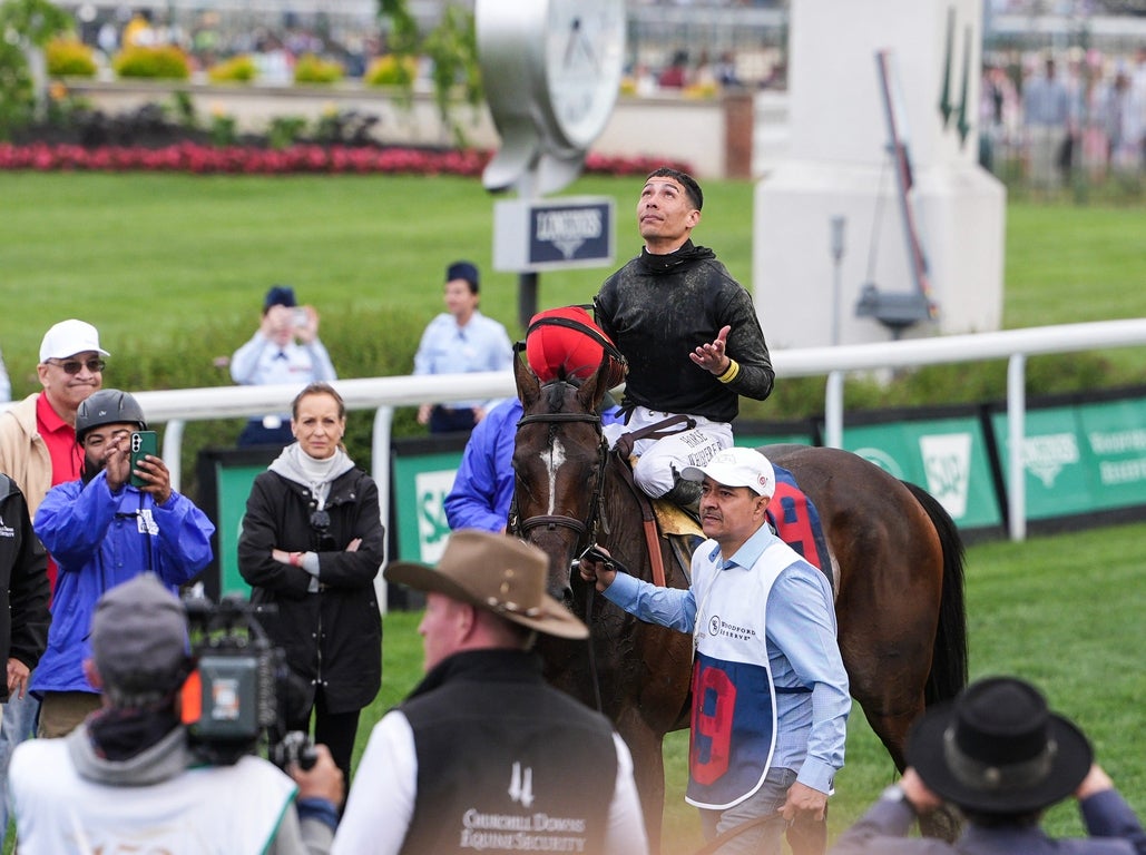 A historic upset as a long-shot winner surges from 18th to win the ...