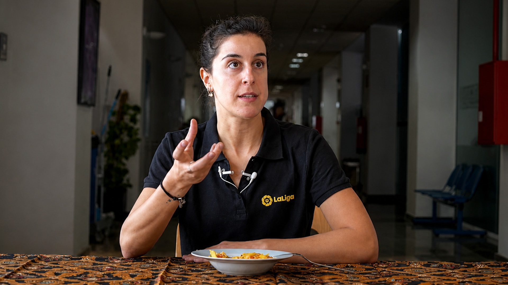 Sharing Indonesian food with players in Spain