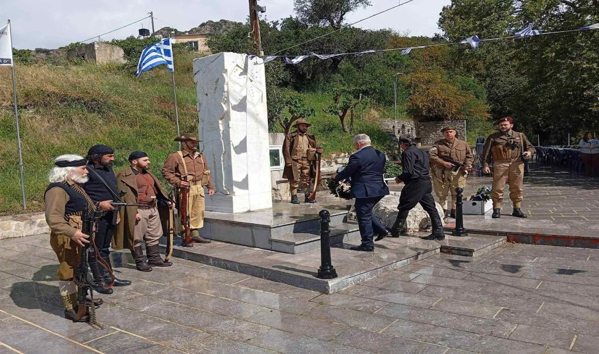 Μαγαρικάρι: Το χωριό του Καπετάν Πετρακογιώργη τίμησε τους Πεσόντες ...