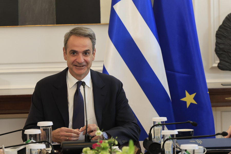 Κυριάκος Μητσοτάκης: Νέο άλμα της Ελλάδας στο διάστημα με έξι ...