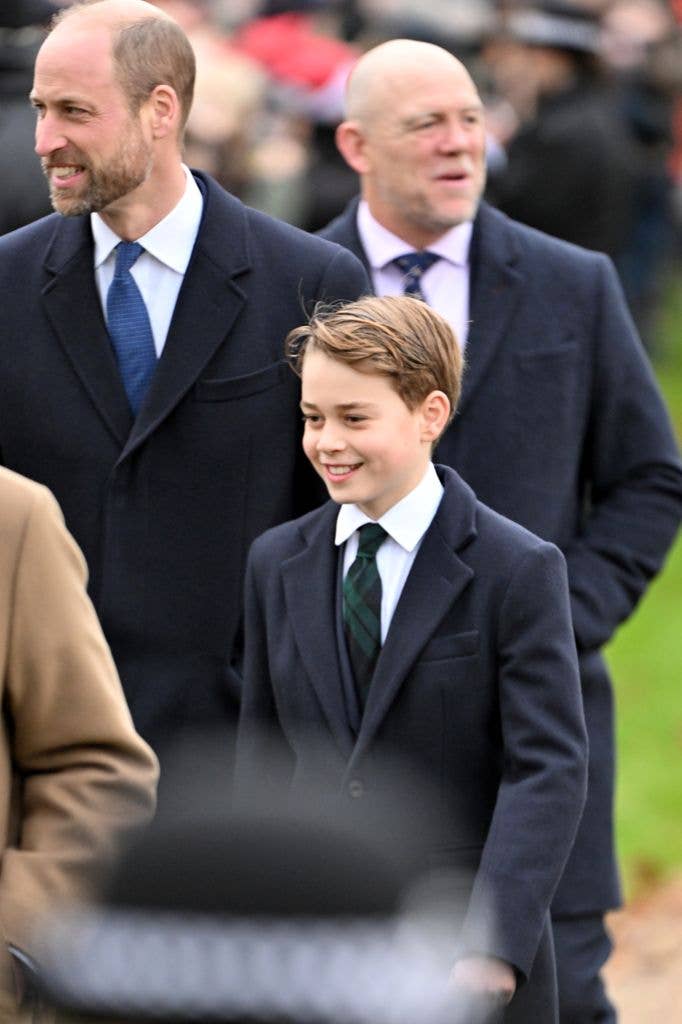 Prince George bears uncanny resemblance to little sister Charlotte in ...