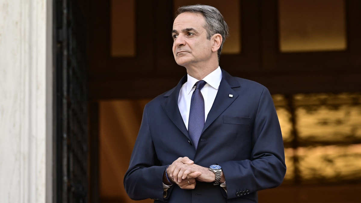 Συναντήσεις Μητσοτάκη με τον Ευρωπαίο Επίτροπο Άμυνας και Διαστήματος ...