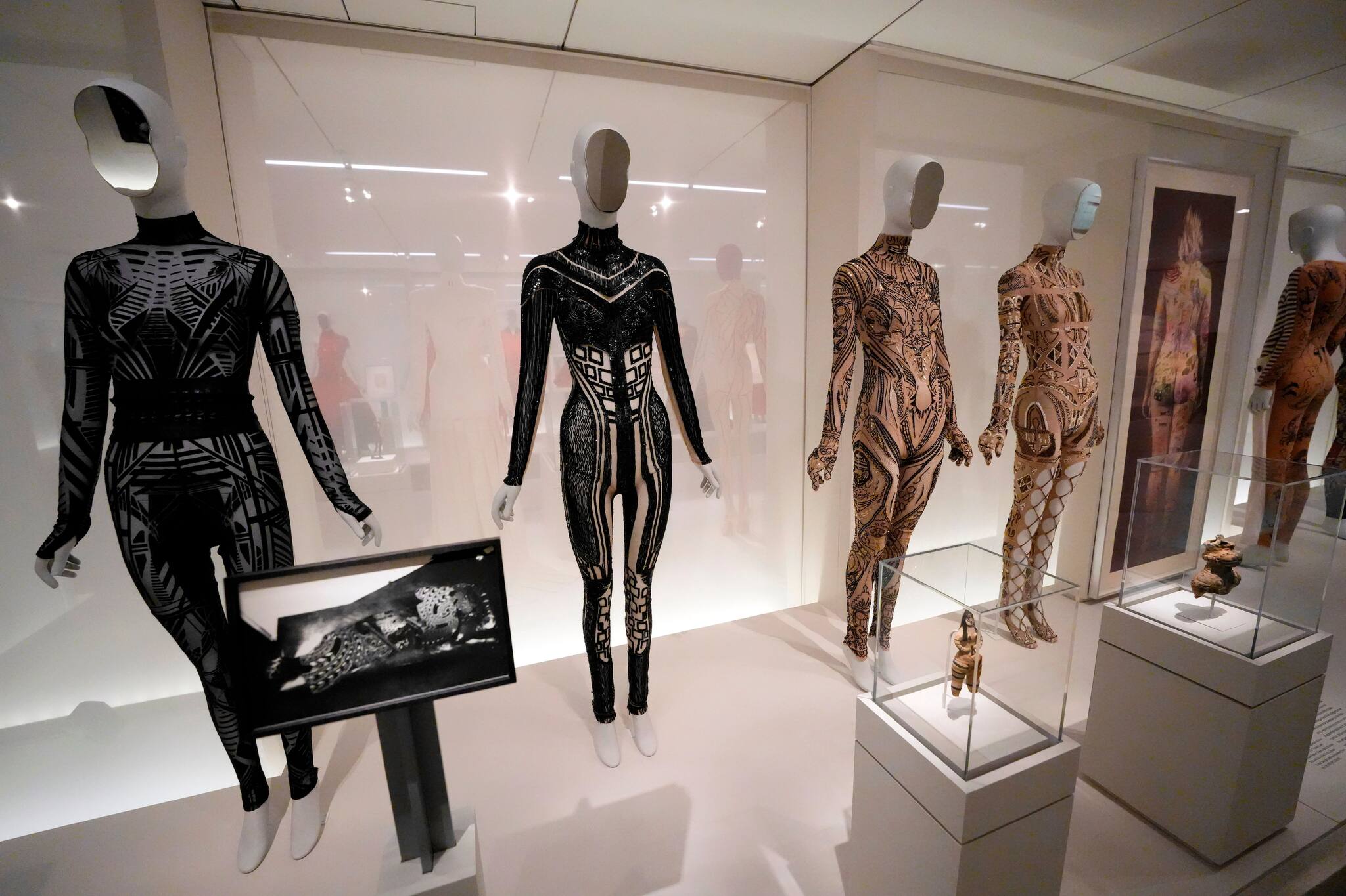 Beyoncé, Bezos, Bustiers: Was man über die Met Gala 2026 wissen muss
