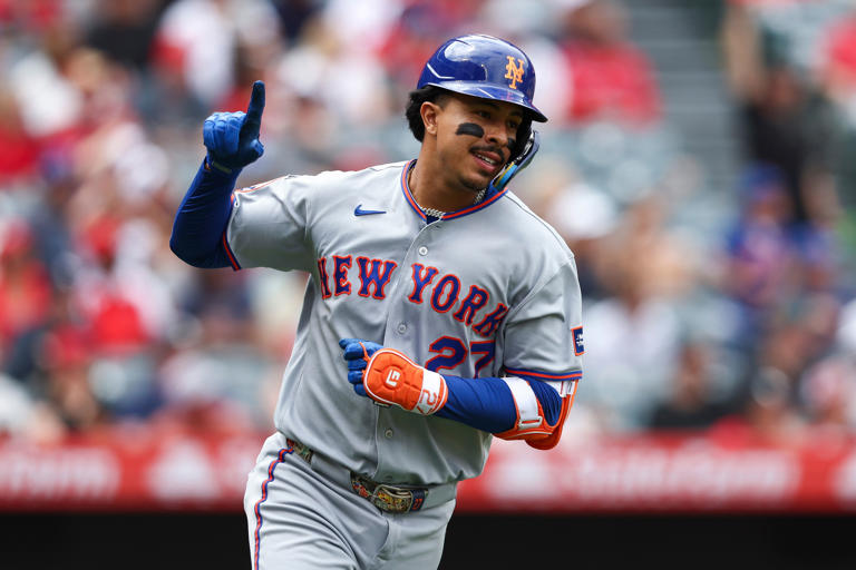 Mark Vientos hits 2 homers, drives in 4 runs to power Mets to a 5-1 win ...