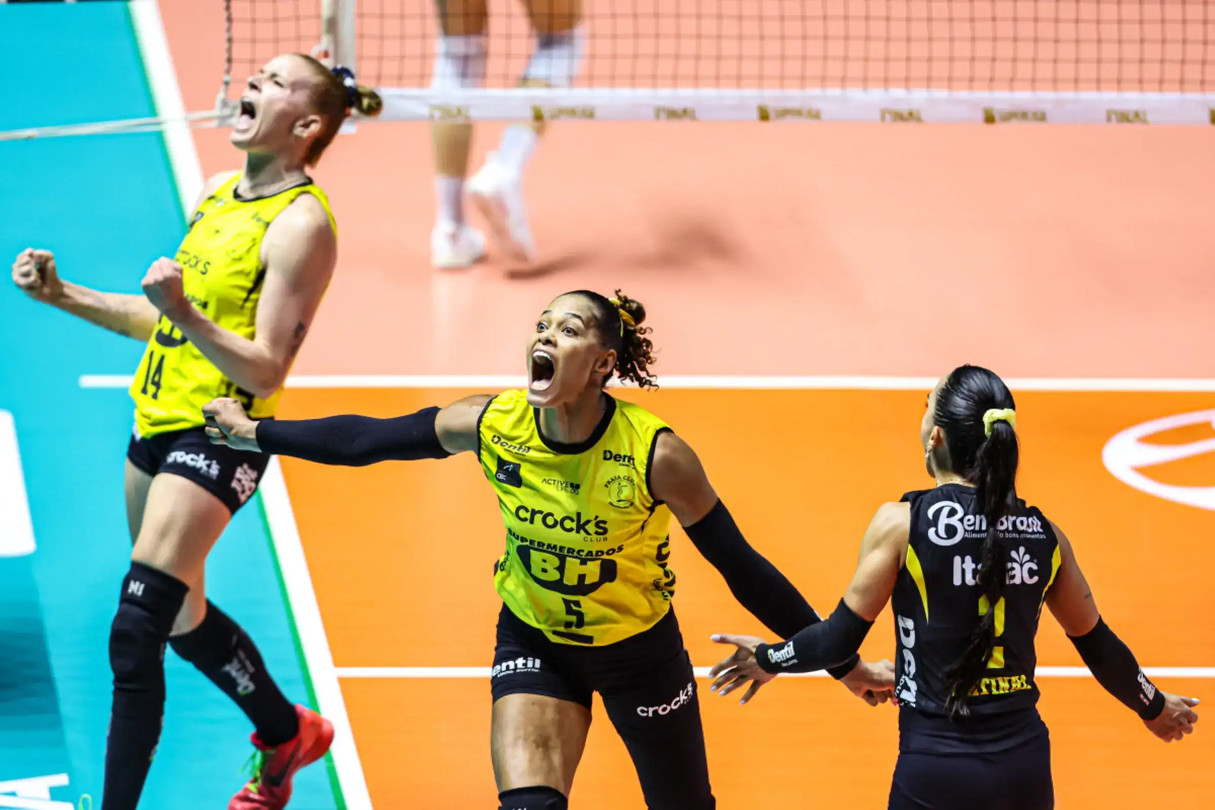 Praia Clube vence Gerdau Minas e conquista tricampeonato na Superliga ...