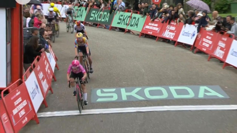 Cyclisme : La Vuelta Feminina - Noemi Rüegg remporte la 1ère étape ...