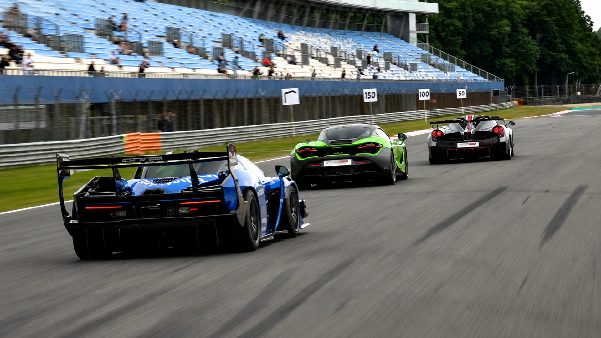 McLaren Senna GTR hunts down 720S and Pagani on track