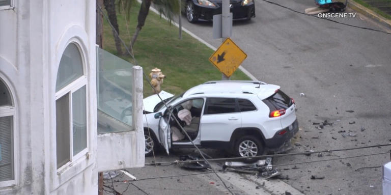 Horror as man and toddler killed in massive hit-and-run crash in Playa ...