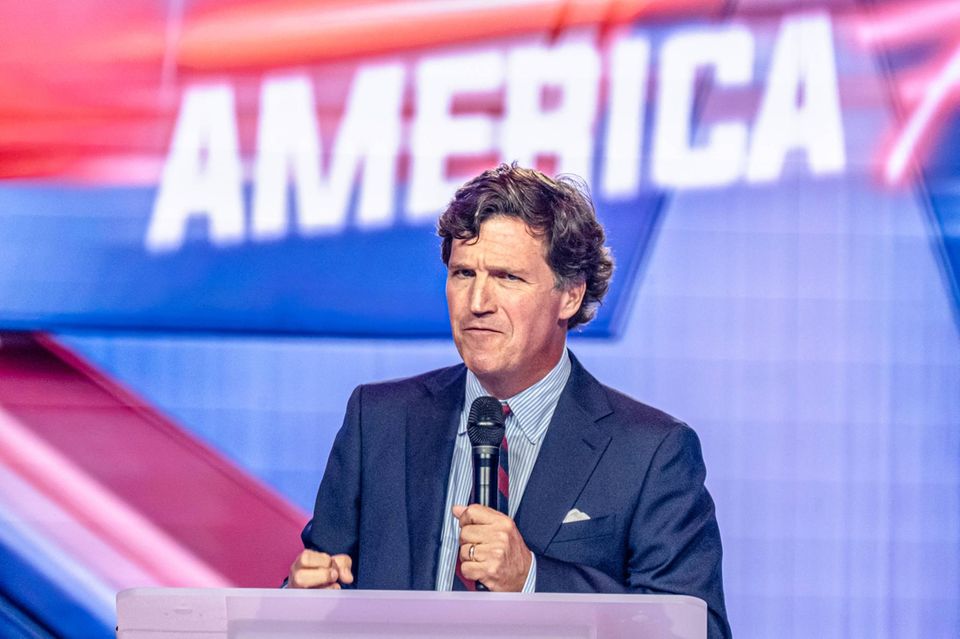 Bruch mit Trump: Tucker Carlson greift Trump an: „Als würde man ...