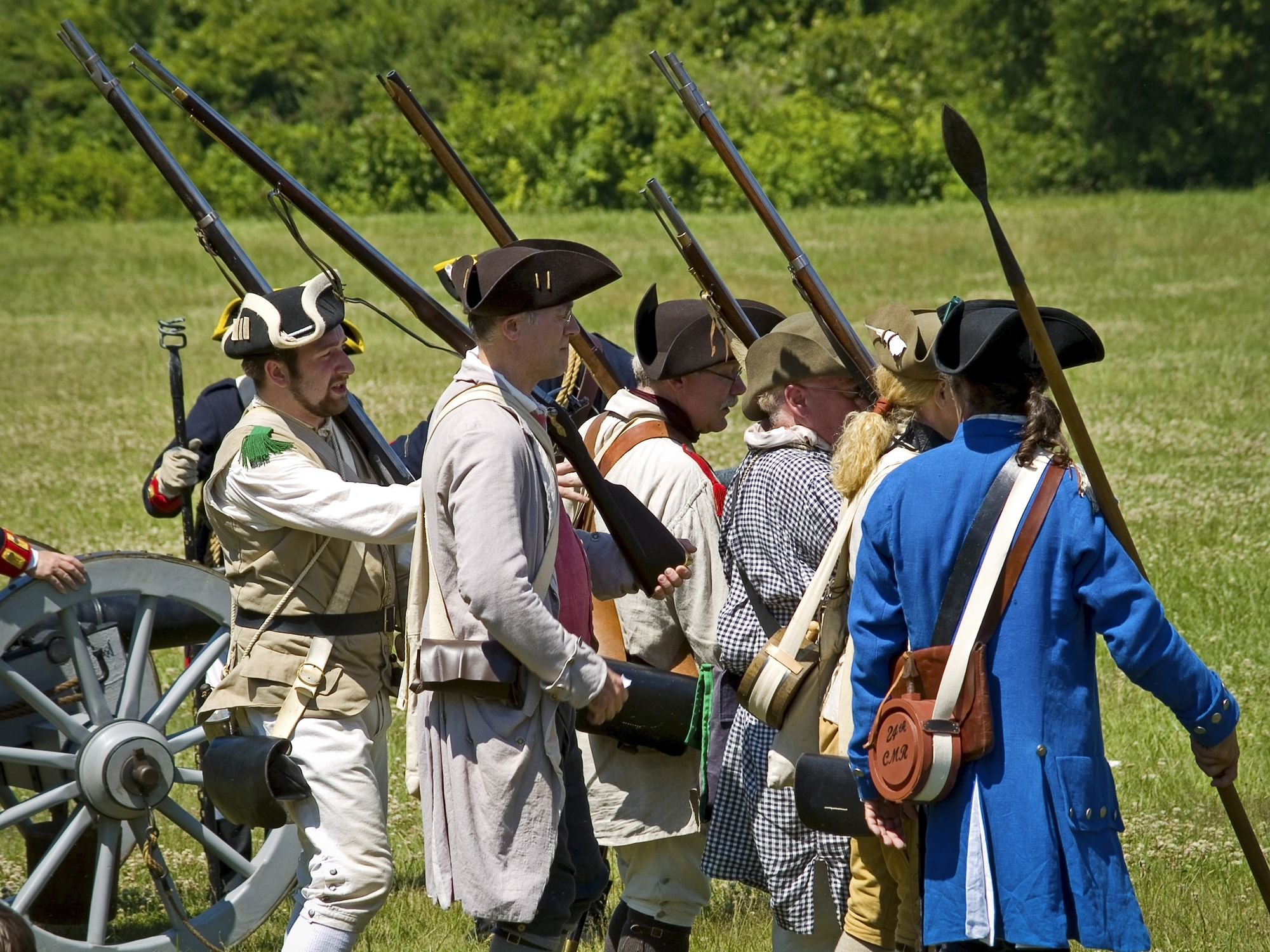 Visual history through 15 American military uniforms