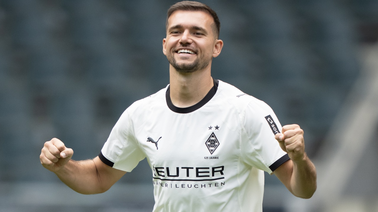 Γκλάντμπαχ-Ντόρτμουντ 1-0: Σωτηρία με Ταμπάκοβιτς