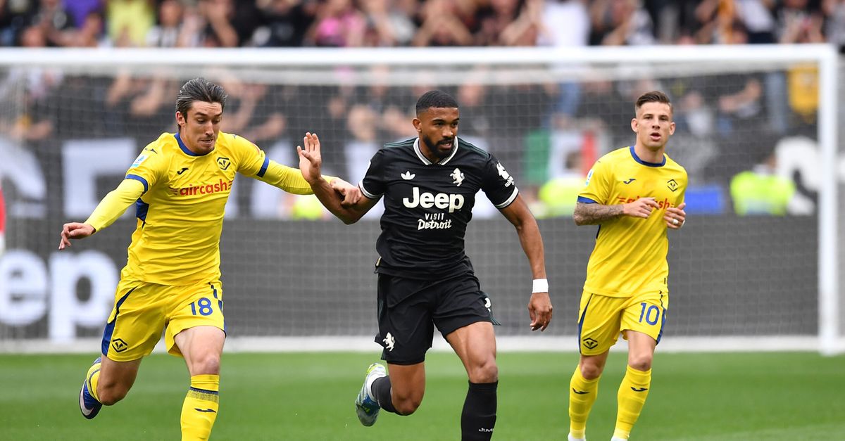 Il Verona dà una mano alla Roma: Bowie ferma Spalletti. Con la Juventus ...