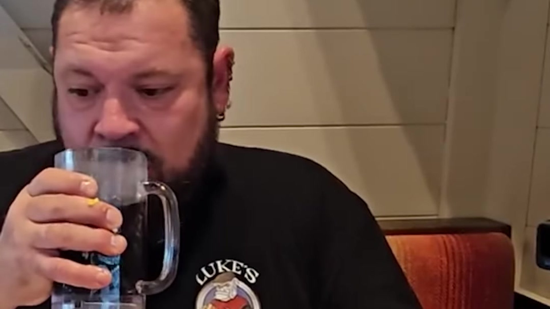 Timed food challenge eating attempt