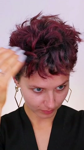 Turning my pixie into a messy masculine hairstyle