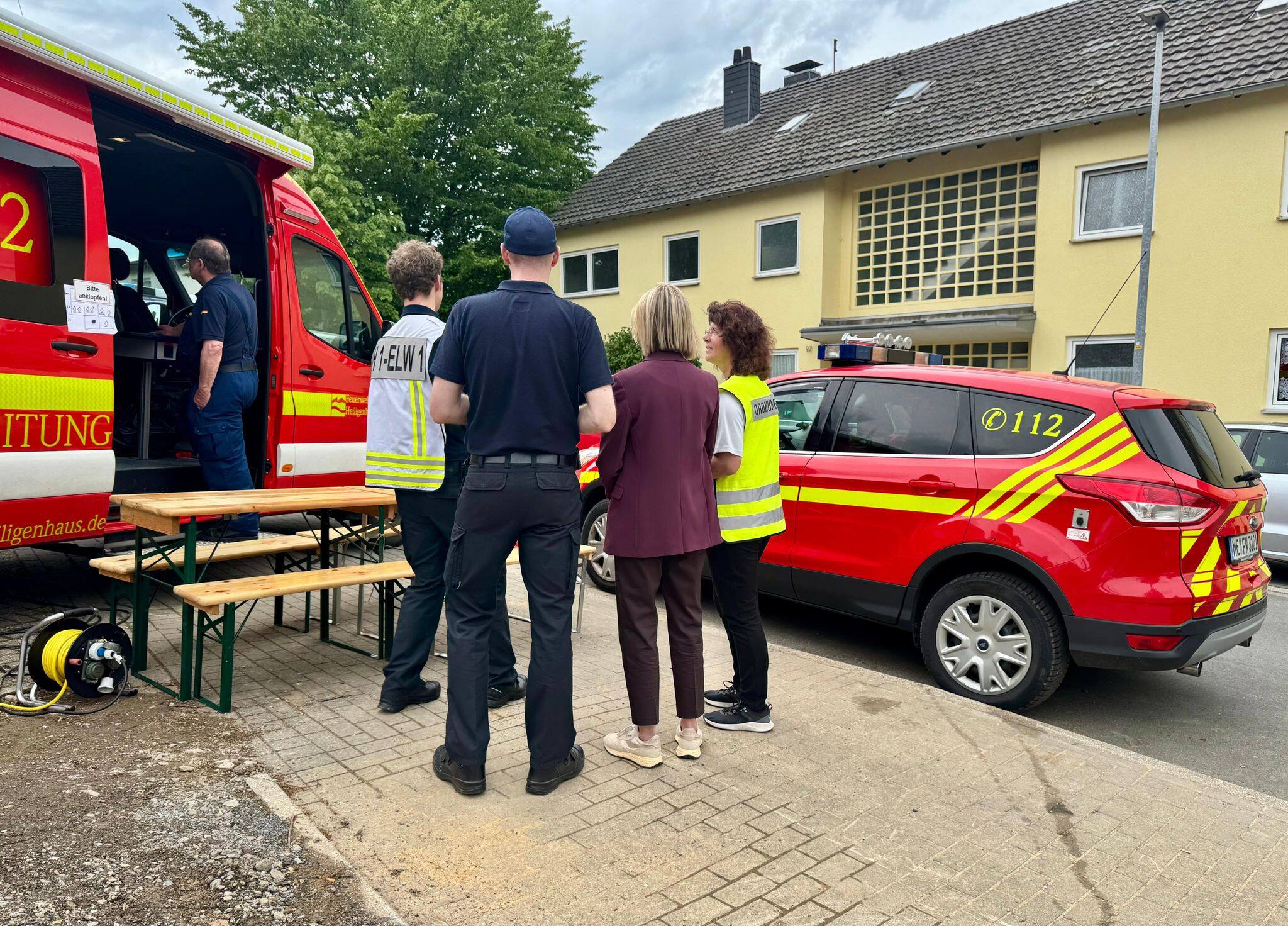 Riss in Betondecke – fünf Wohnhäuser in Kettwig geräumt