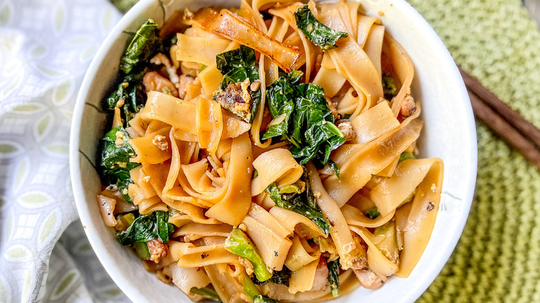 Savory chicken pad see-ew recipe