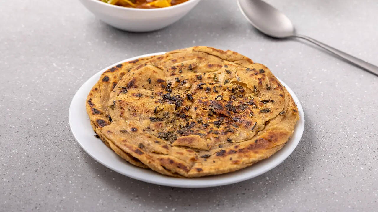 How to make pudina paratha for summer breakfast