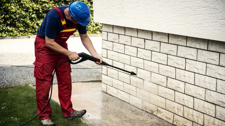 Ryobi pressure washers barely missed the top spot in Consumer Reports ...