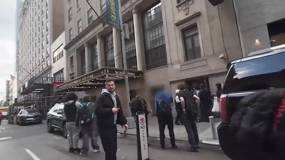 Video shows mob ransacking Church of Scientology in Midtown