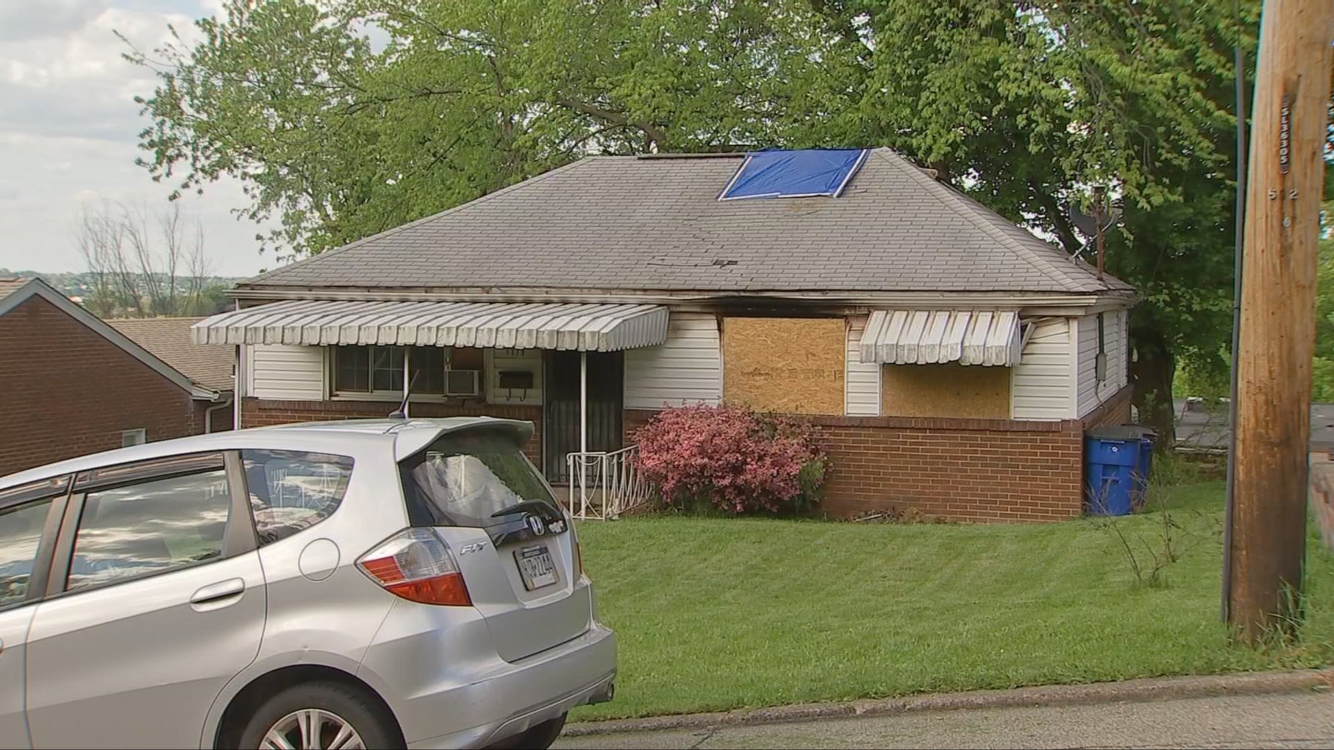 Pittsburgh house fire leaves woman injured, cat dead