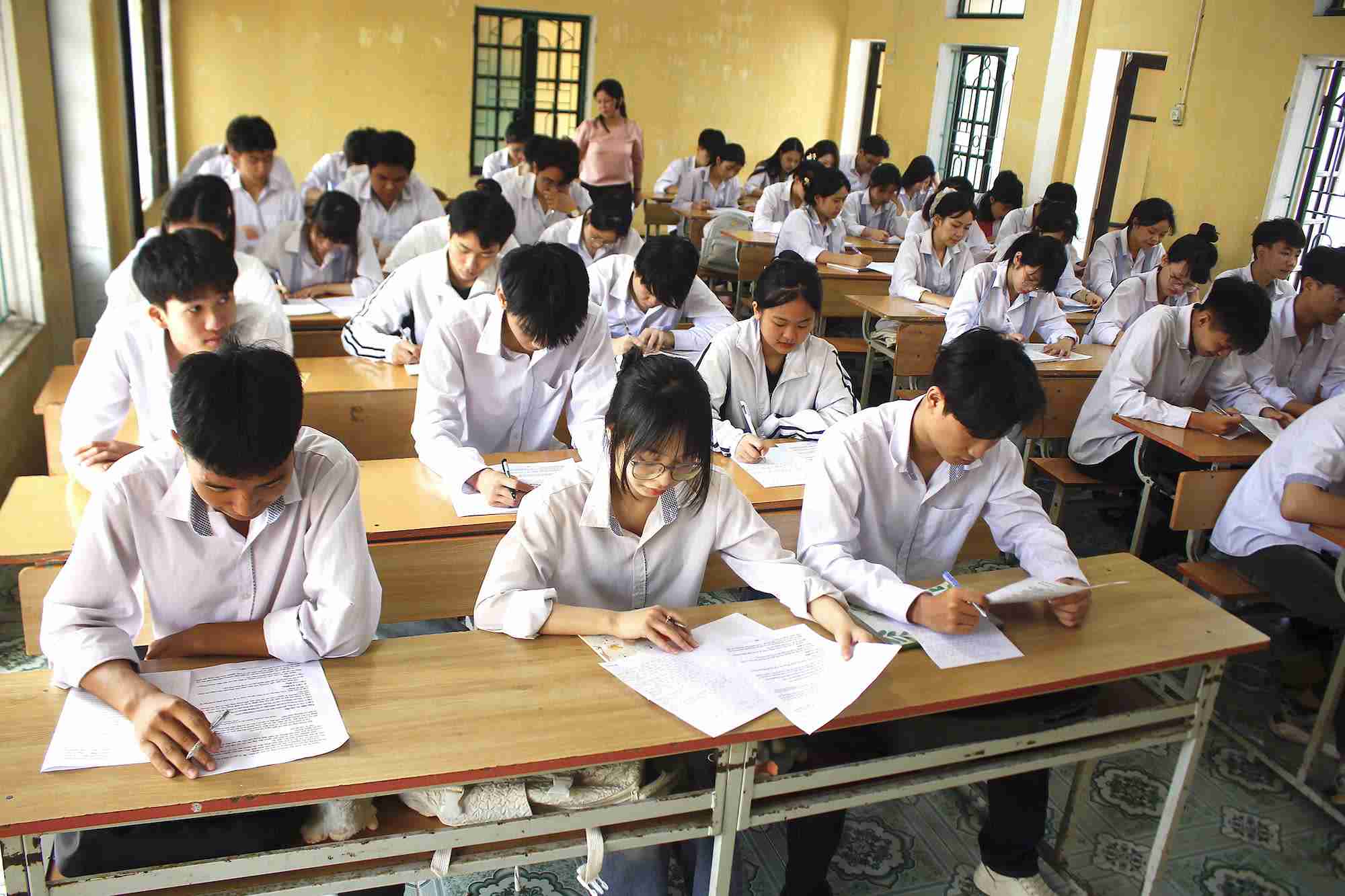 Kỳ thi lớp 10 sắp tới, học sinh Hưng Yên tăng tốc ôn tập trong giai ...