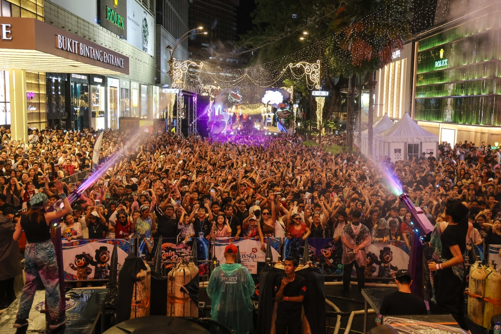 How Rain Rave took over Bukit Bintang with massive crowds and viral ...