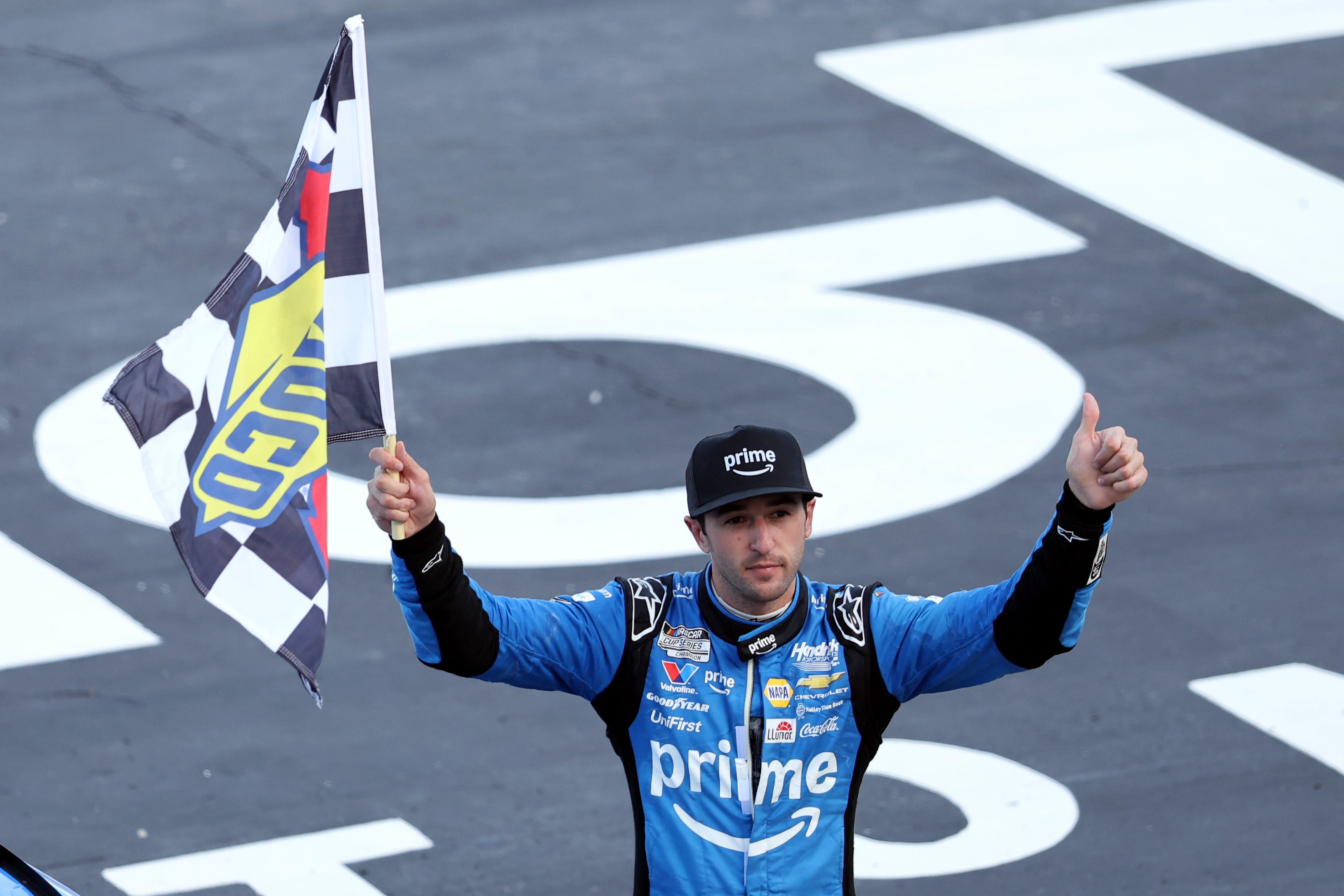 Chase Elliott wins, Ty Gibbs spins, Kyle Busch loses friends | NASCAR ...