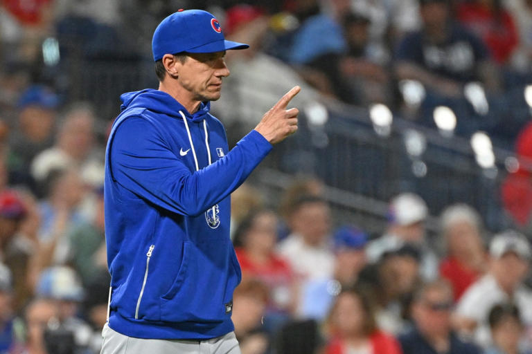 Cubs claim brother of All-Star pitcher from division rival