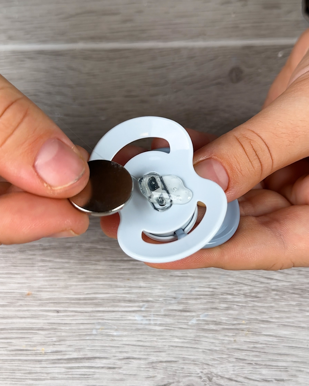 Turn baby's first binky into a keepsake magnet💖