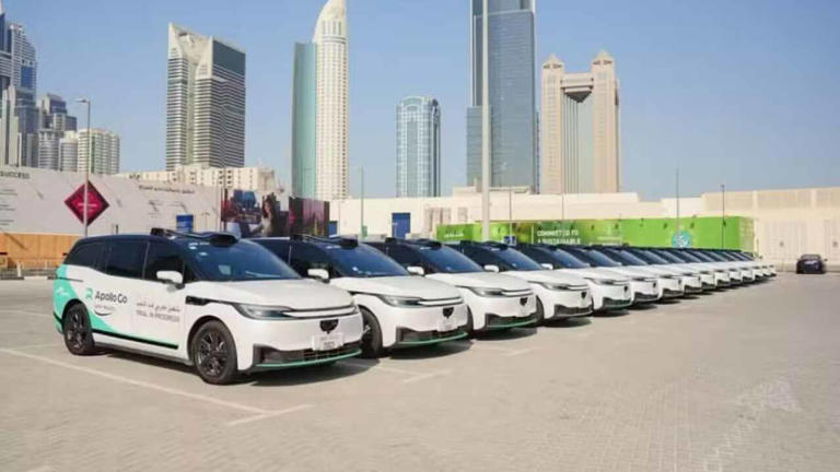 Feil hos Baidu i Wuhan får Kina til å suspendere lisenser for robotaxier