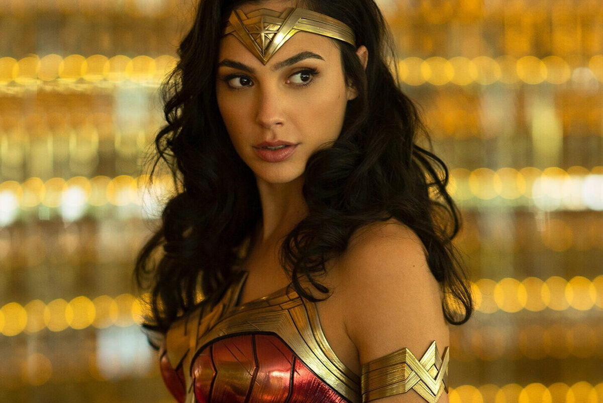 Vandalizan la estrella de Gal Gadot en Hollywood; aparece cubierta de ...