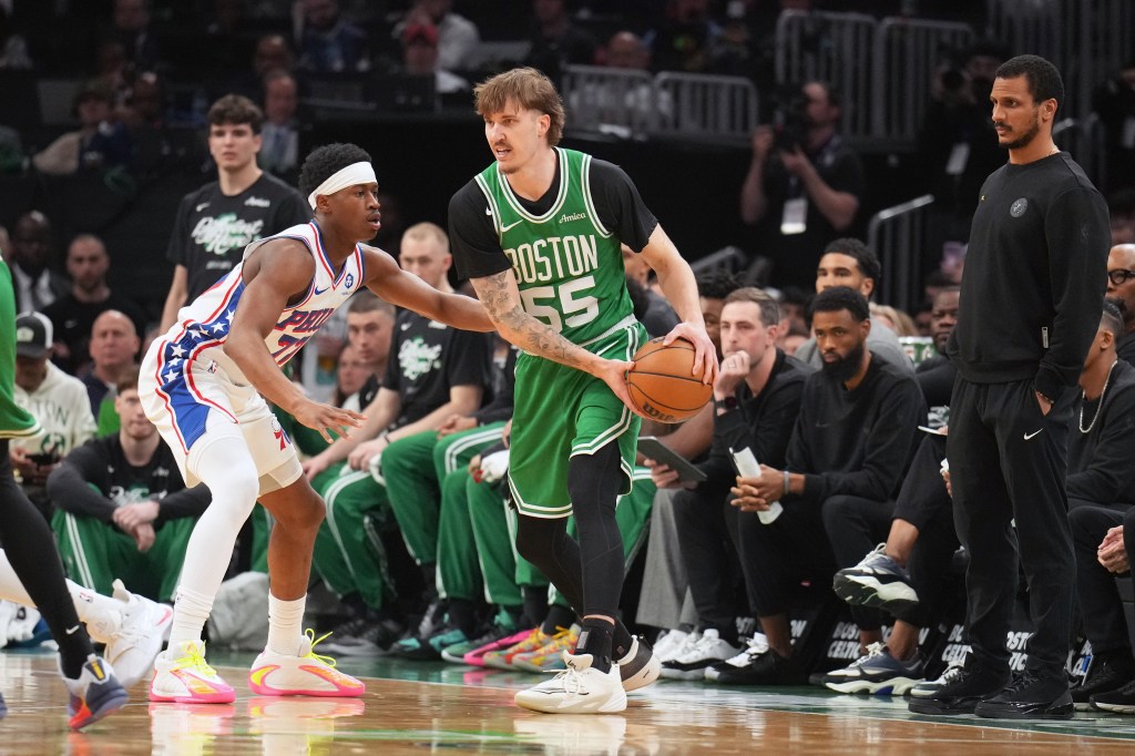 Why Joe Mazzulla went with head-scratching starting lineup in Celtics ...