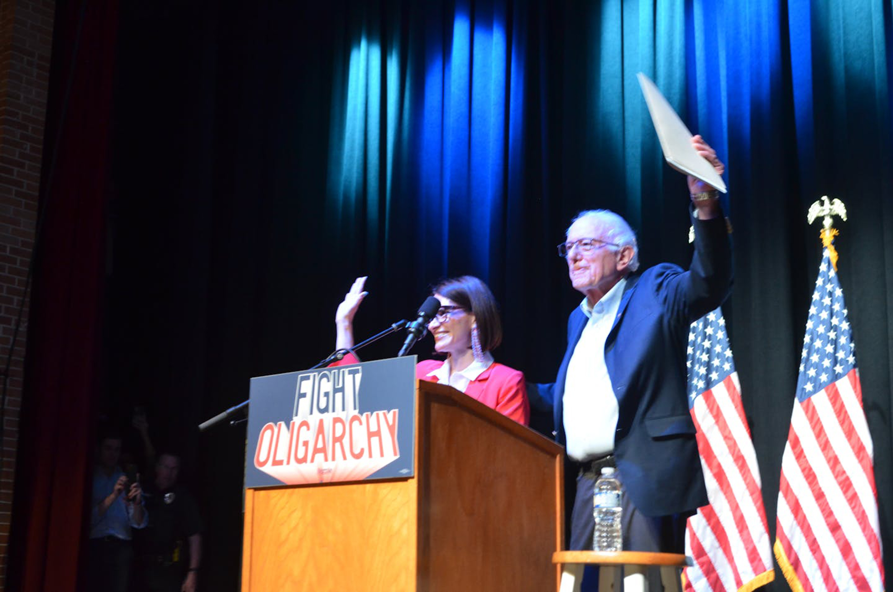 Bernie Sanders joins progressives in Rochester pledging to fight ...