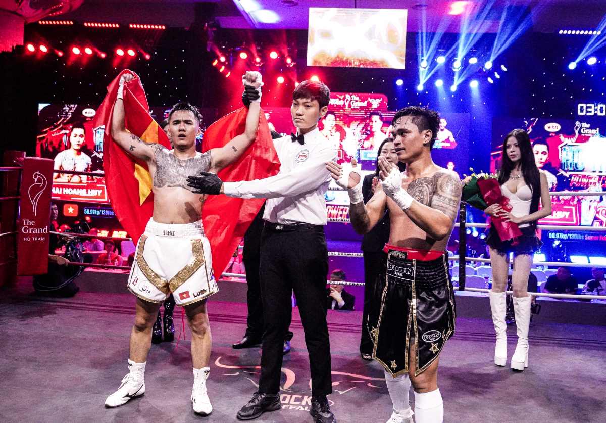 Sự kiện boxing Ho Tram Power Clash: Võ sĩ Việt Nam hạ knock-out đối thủ