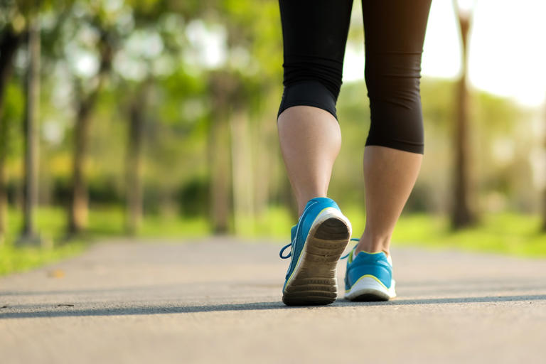 What actually happens to your body when you walk 10,000 steps daily for ...