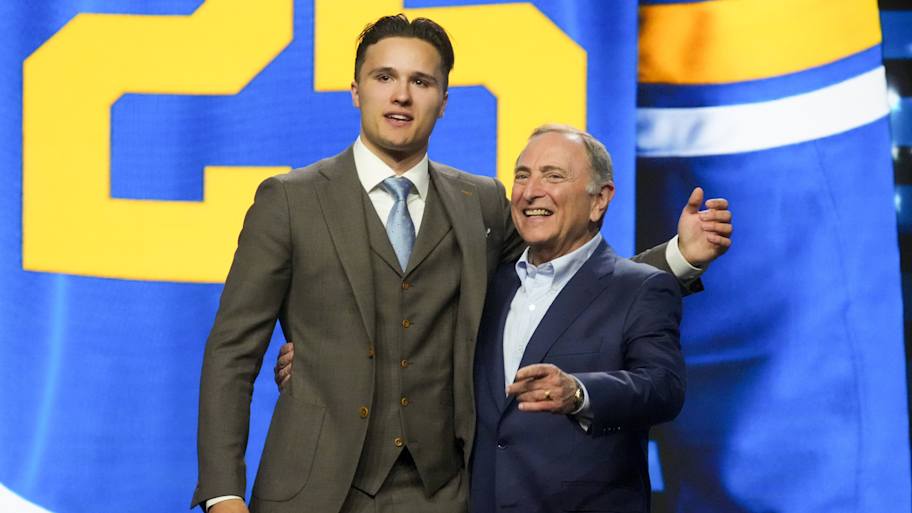 Blues top prospect scores miraculous goal to keep his team in junior ...